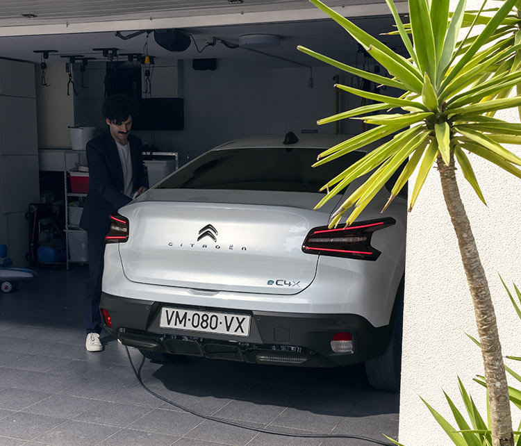 Citroën C4 X i električni ë-C4 X| Elegantni i jedinstveni koncept